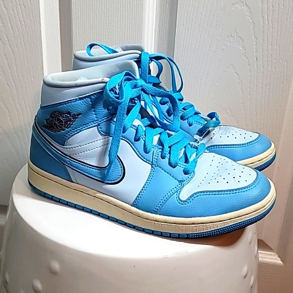 Nike | Shoes | Nike Air Jordan Mid Ice Blue Unc Blue | Poshmark